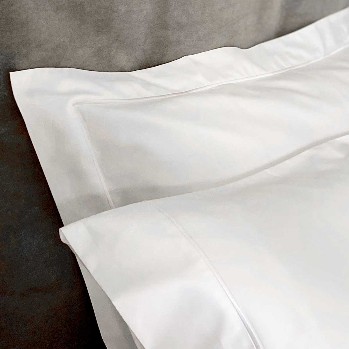 San Francisco Linens: Legendary Sheeting & Textiles